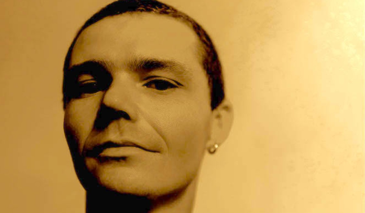 Ο Westerman στην πρώτη του εμφάνιση στο αθηναϊκό κοινό στο Κέντρο ...