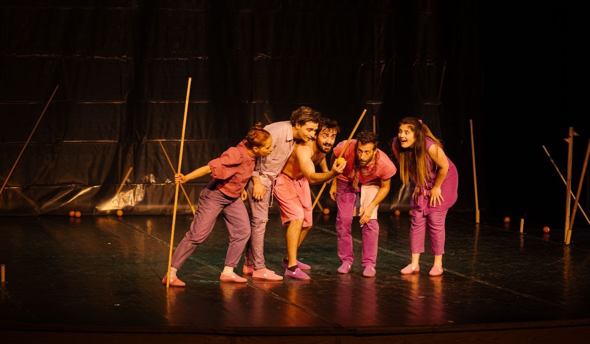 100, των Christopher Heimann, Neil Monaghan, Diene Petterle σε ...