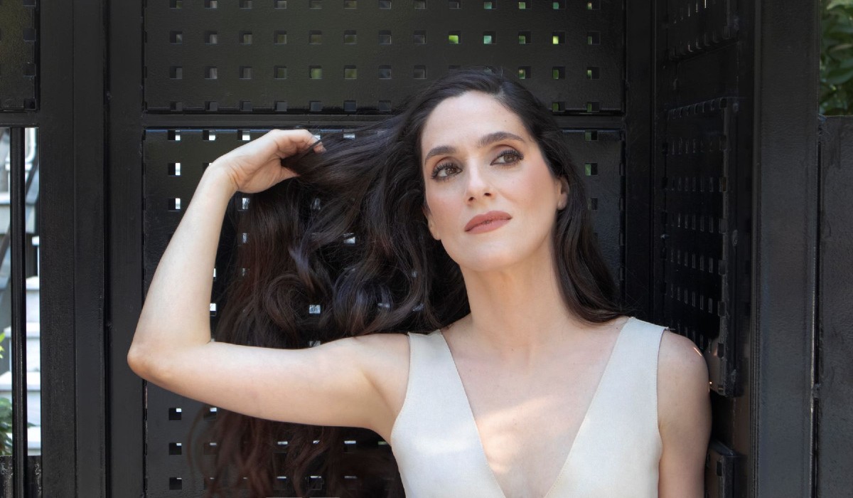 Εύα Σιμάτου: Η «Μάνα Κουράγιο και τα παιδιά της» είναι μια παράσταση ...